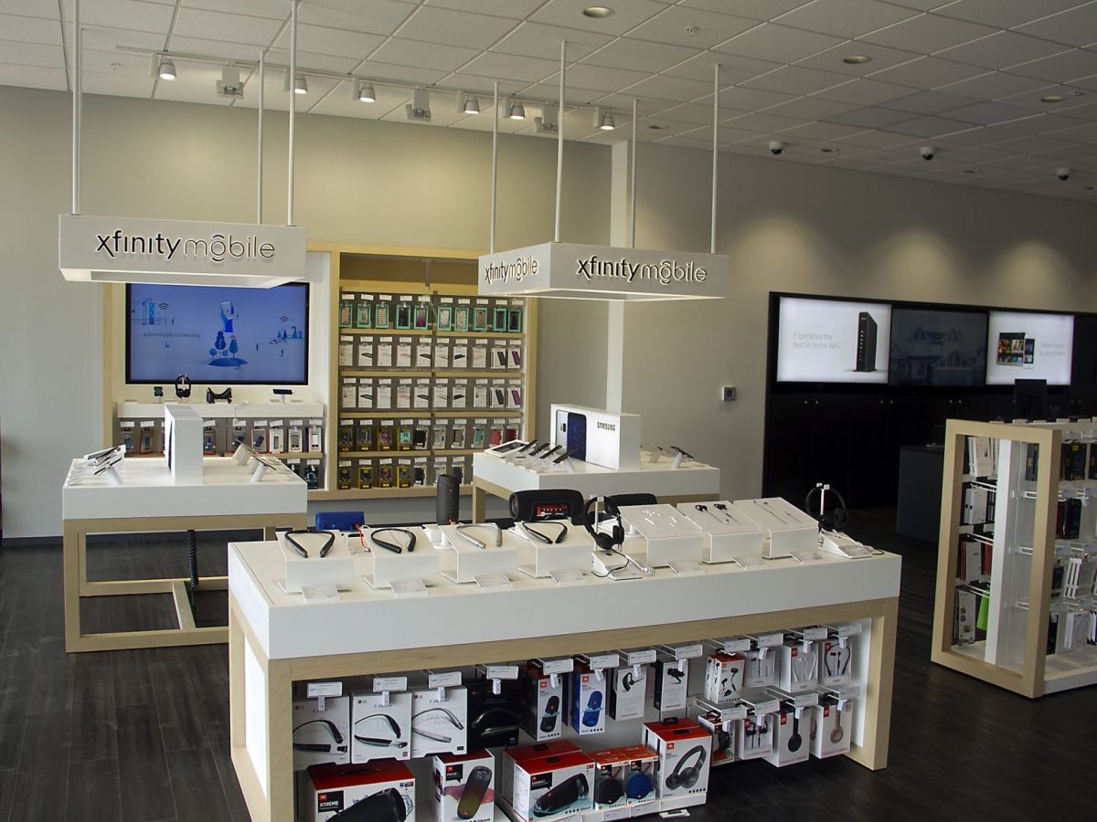 Comcast opens Bridgeville Xfinity store - The Almanac